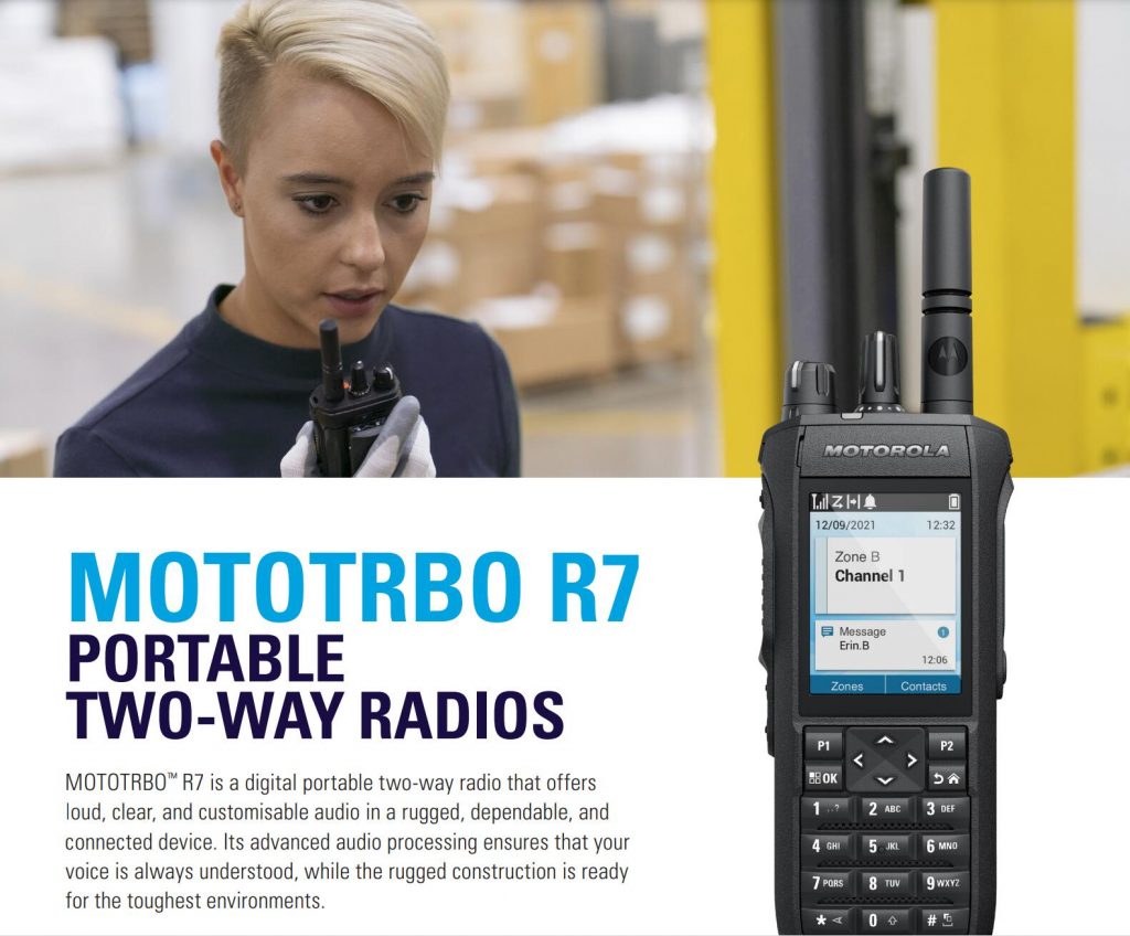 MOTOROLA SOLUTIONS R7 MOTOTRBO™ VHF DIGITAL FULL KEYPAD TWO-WAY RADIO 5W