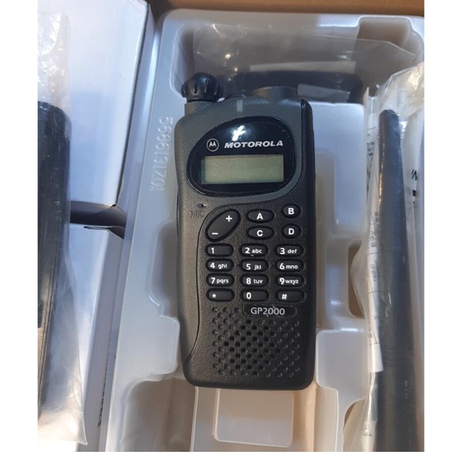 Motorola GP2000 VHF/UHF Ham Radio Full Keypads Portable Walkie Talkie